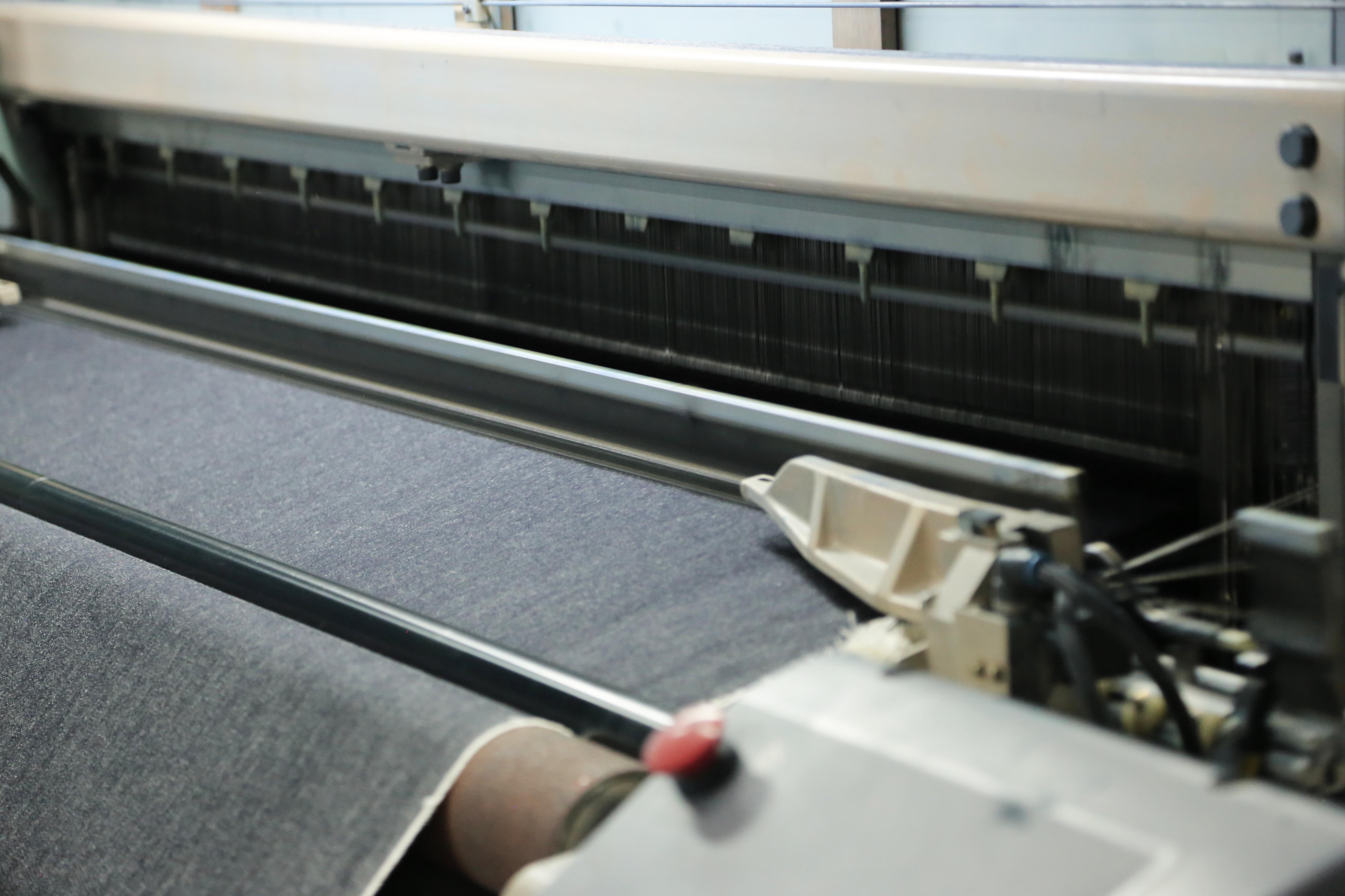 【岡山デニムと他のデニムの違いを職人が一言で解説する】 – bobson.co.jp